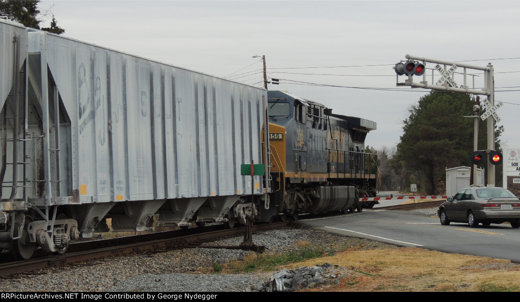 CSX 356 / AC44CW at a crossing
